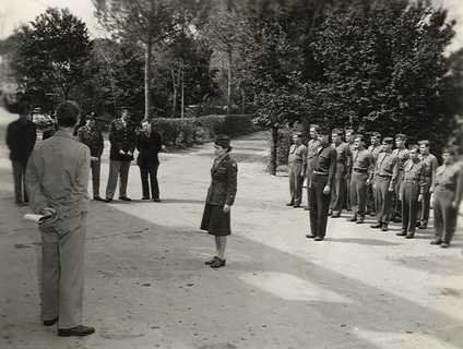 Corporal Barbara Lauwers receiving the Bronze Star in Rome: April 1945